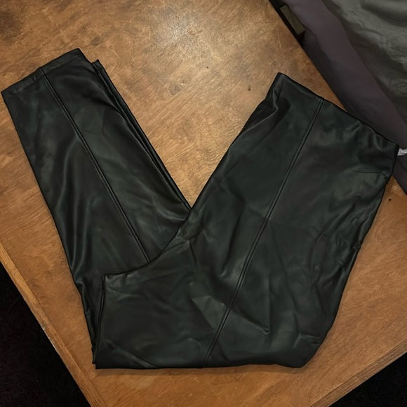 New Look | Pants & Jumpsuits | Nwt New Look Vegan Faux Leather Pants ...